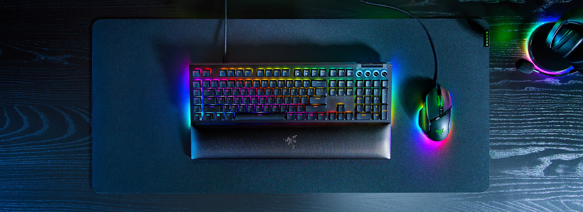 Clavier Gaming mécanique BlackWidow V4 avec éclairage RGB - Switchs ...