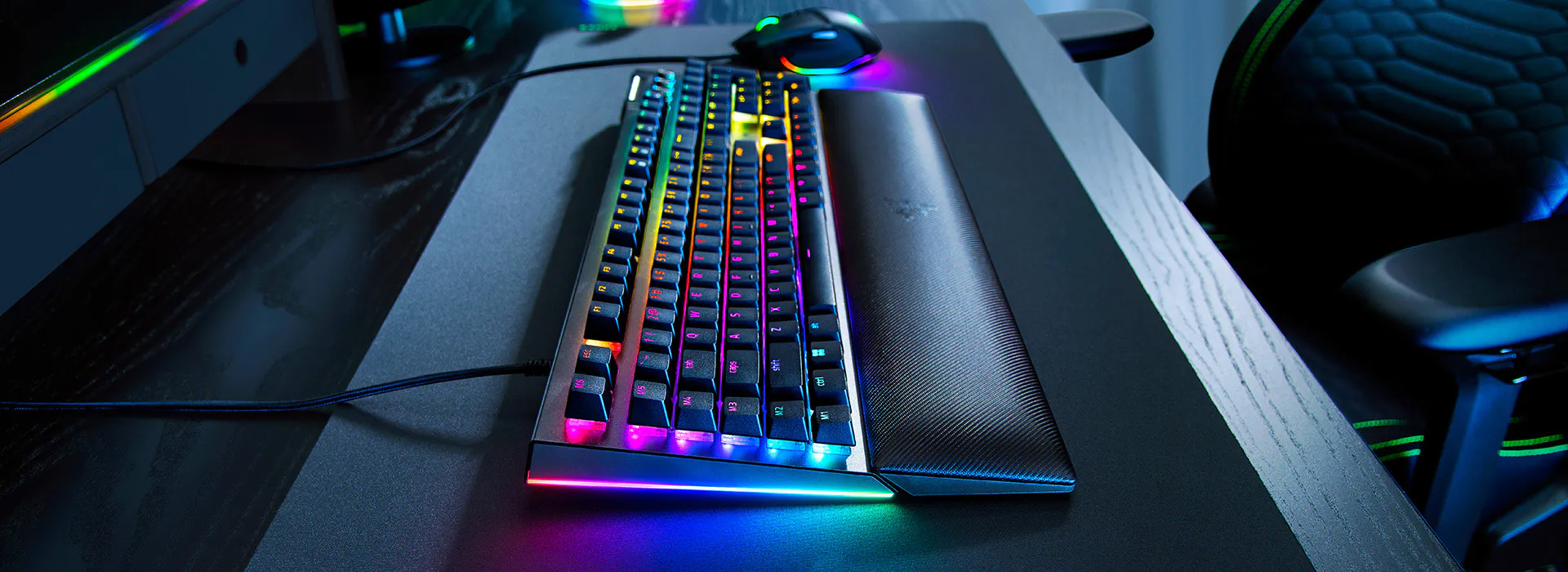 Clavier Gaming mécanique Razer BlackWidow V4 avec éclairage RGB ...